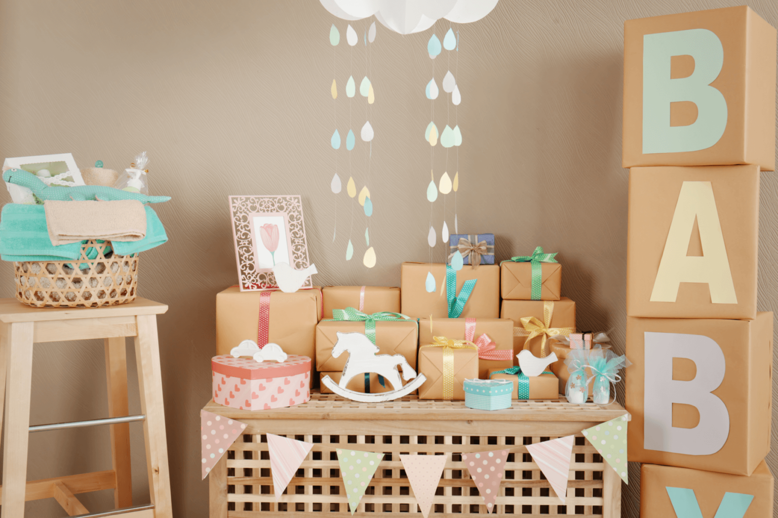 15 Baby Shower Games for Every Party | Paperless Post